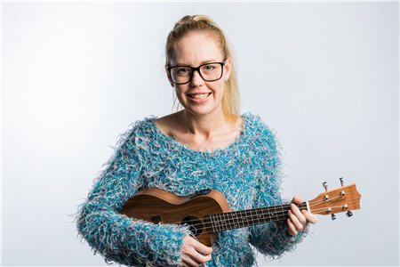 Comedy review: Hot Chick/Tired Mum, Steph Broadbridge, Laugh Outta Lockdown