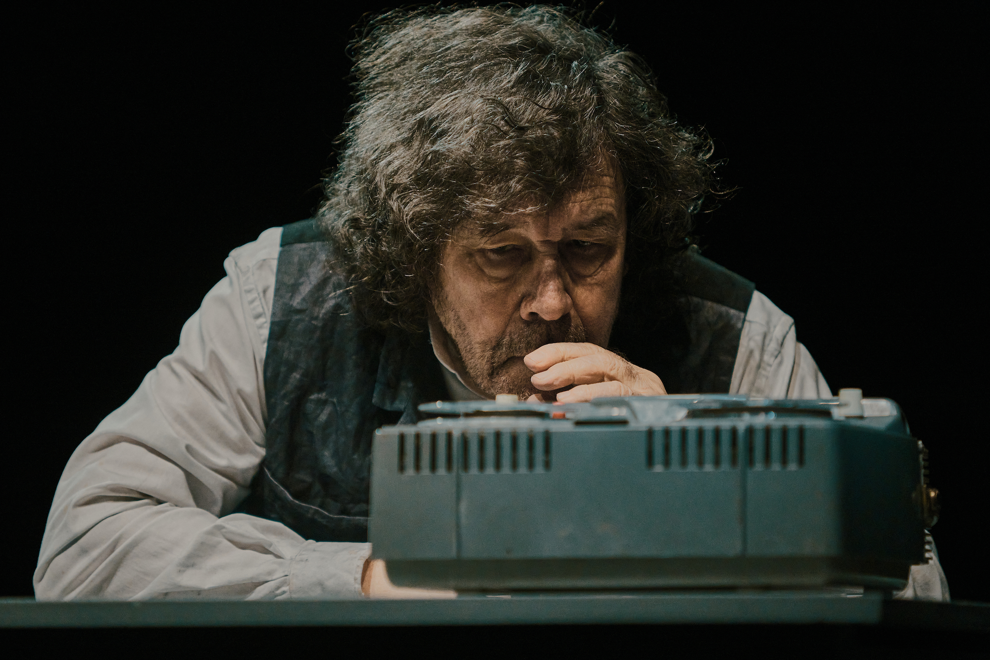 Theatre review: Krapp’s Last Tape with Stephen Rea, Adelaide Festival 2025