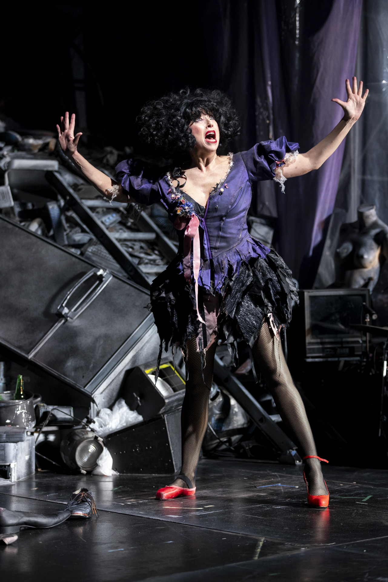 Meow Meow’s Red Shoes review: a cabaret masterclass
